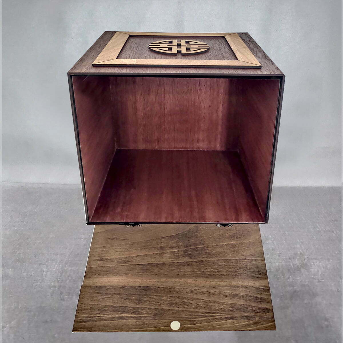 Cage in a Cube | Tora Magic Co.