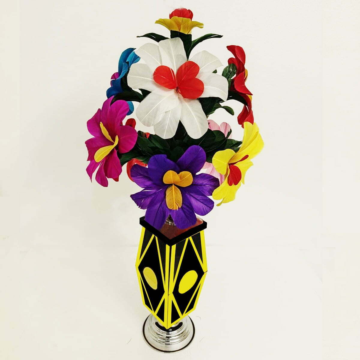 Instant Flower Vase to Night Lamp | Tora Magic Co.